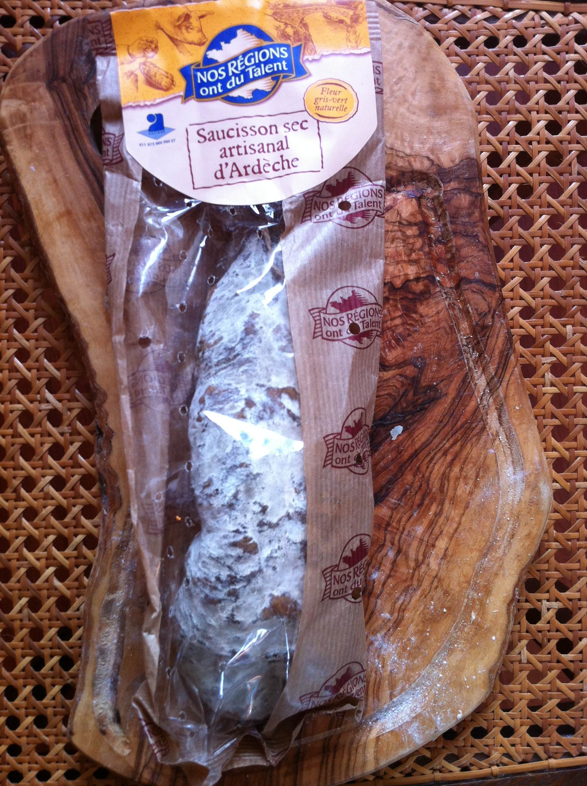 Saucisson sec artisanal d'Ardèche de Nos régions ont du talent